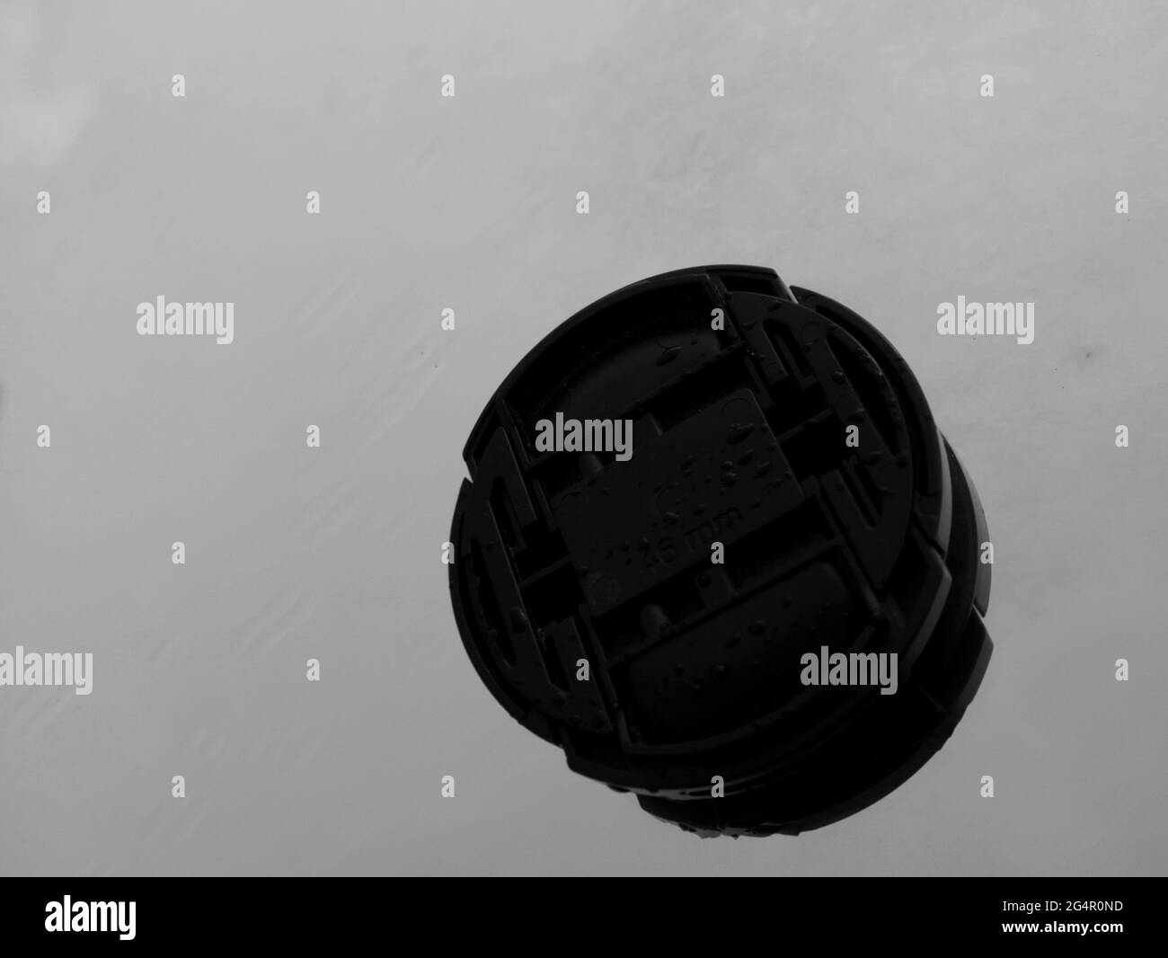 Old dslr camera Black and White Stock Photos & Images - Alamy