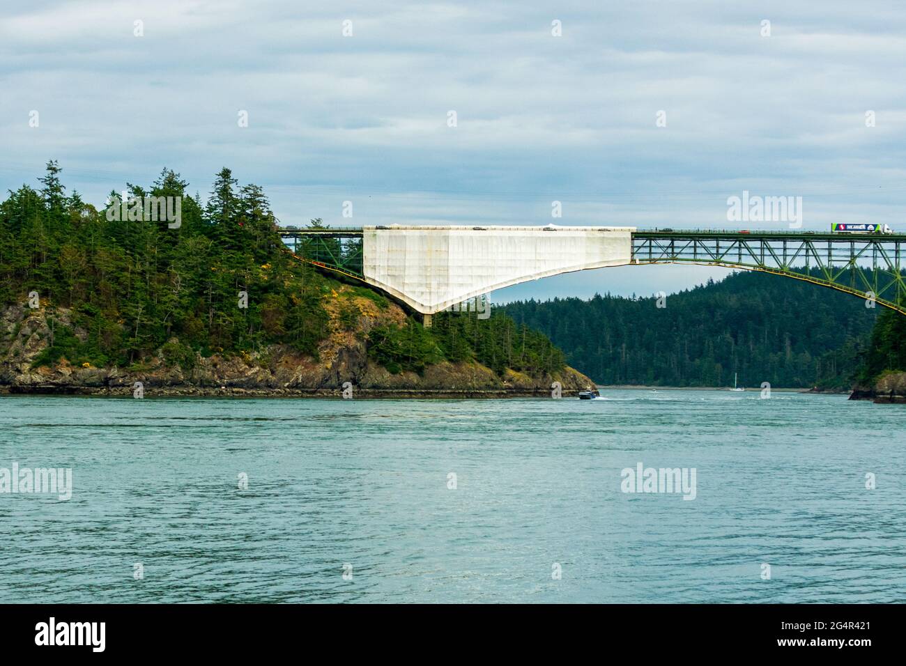 Bridge repainting hi-res stock photography and images - Alamy