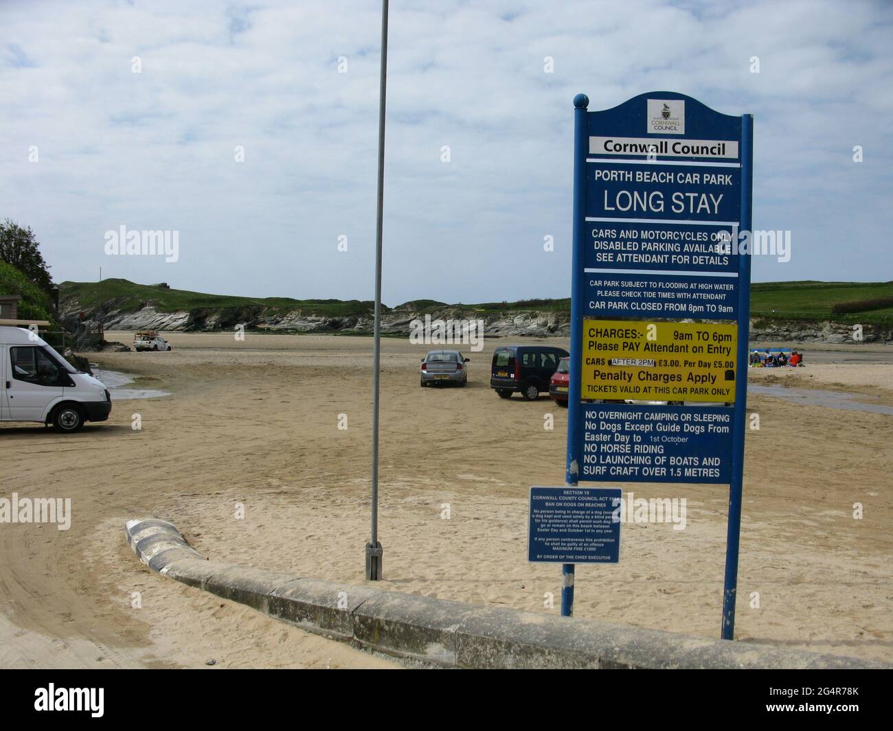 Porth beach car park sign hi-res stock photography and images - Alamy