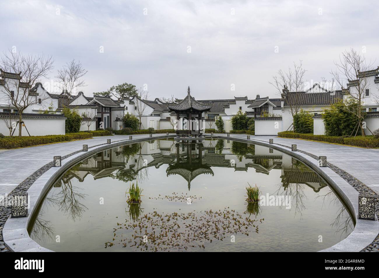Banyan tree hotel china hi-res stock photography and images - Alamy