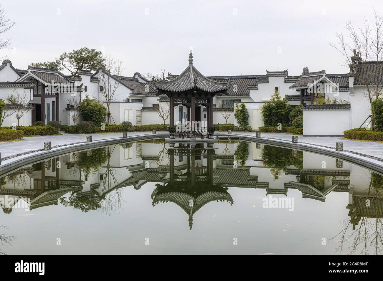Banyan tree hotel china hi-res stock photography and images - Alamy