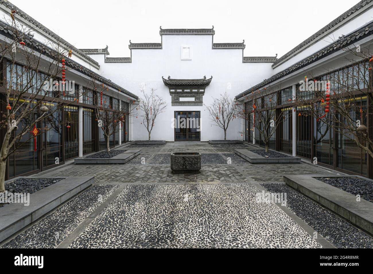 Banyan tree hotel china hi-res stock photography and images - Alamy