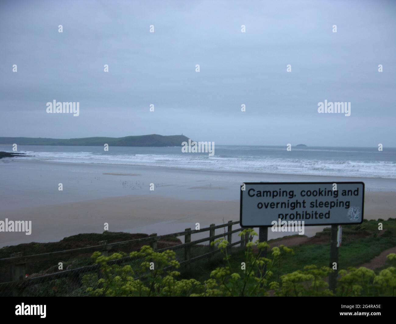 Sleeping prohibited hi-res stock photography and images - Alamy