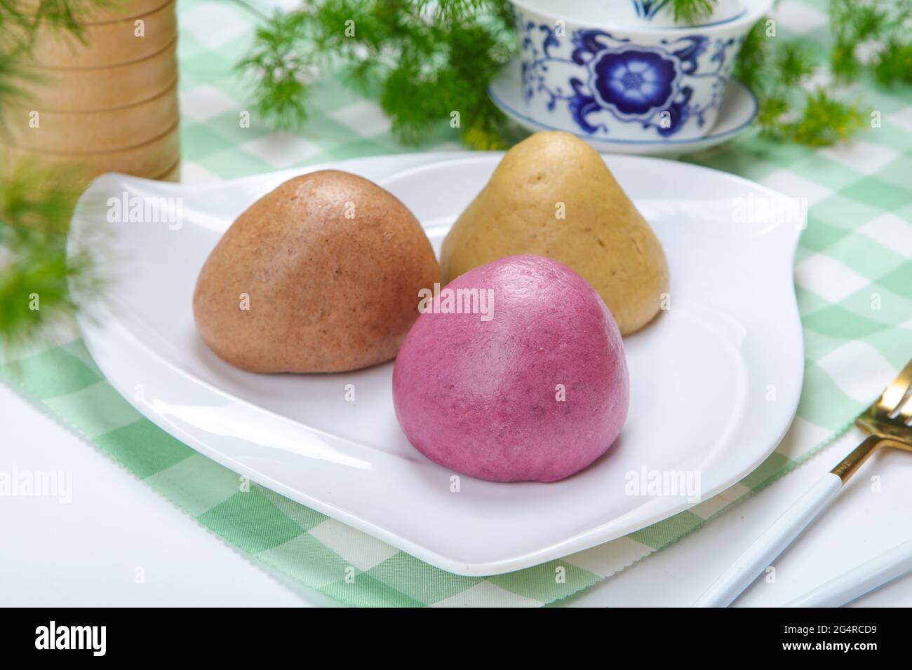 Color steamed corn-bread Stock Photo - Alamy
