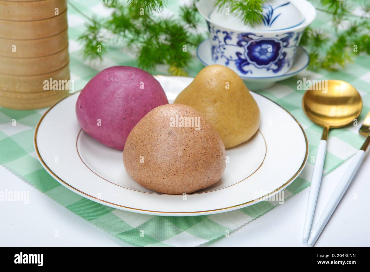 Color steamed corn-bread Stock Photo - Alamy