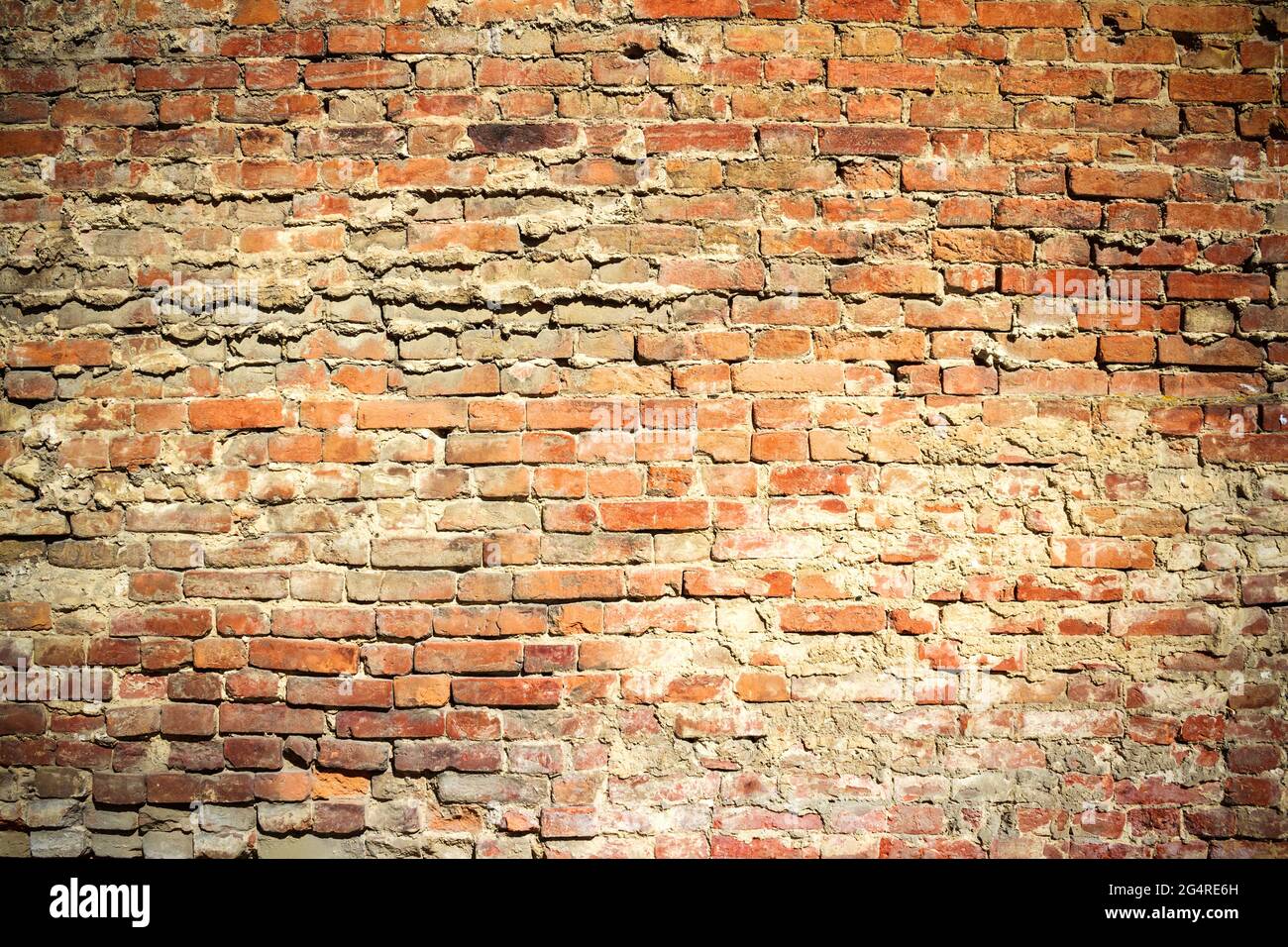 Old red brick vintage wall texture background Stock Photo - Alamy
