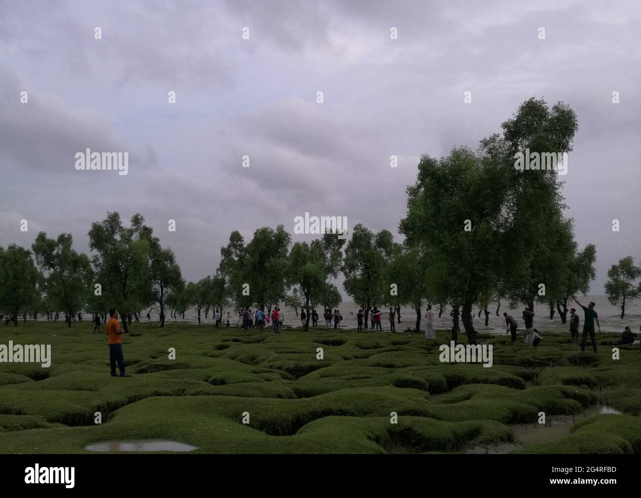 Guliakhali Sea Beach with a cloudy sky, Bangladesh Stock Photo - Alamy