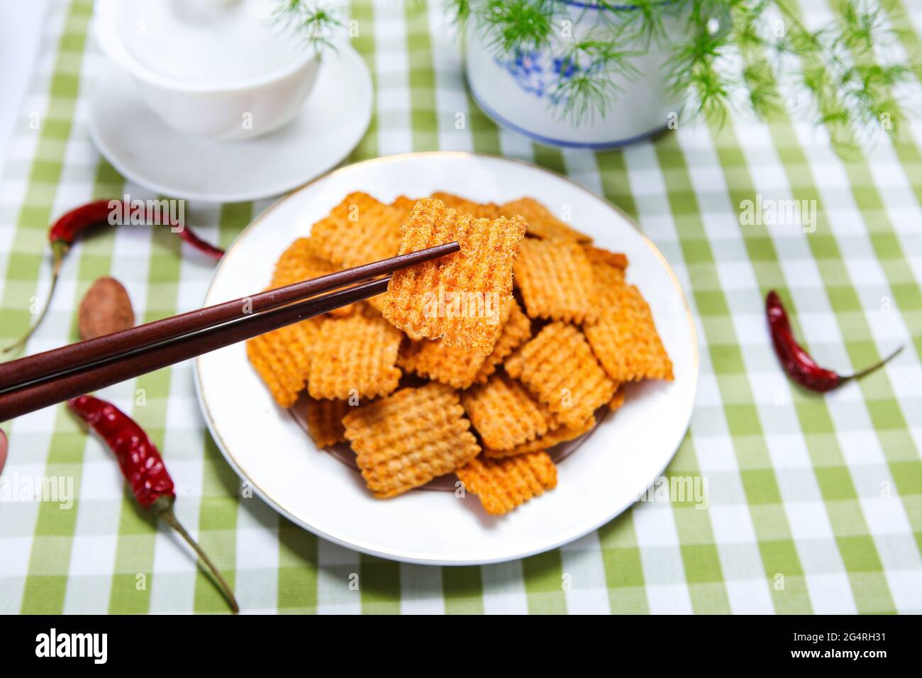 Crust rice hi-res stock photography and images - Alamy