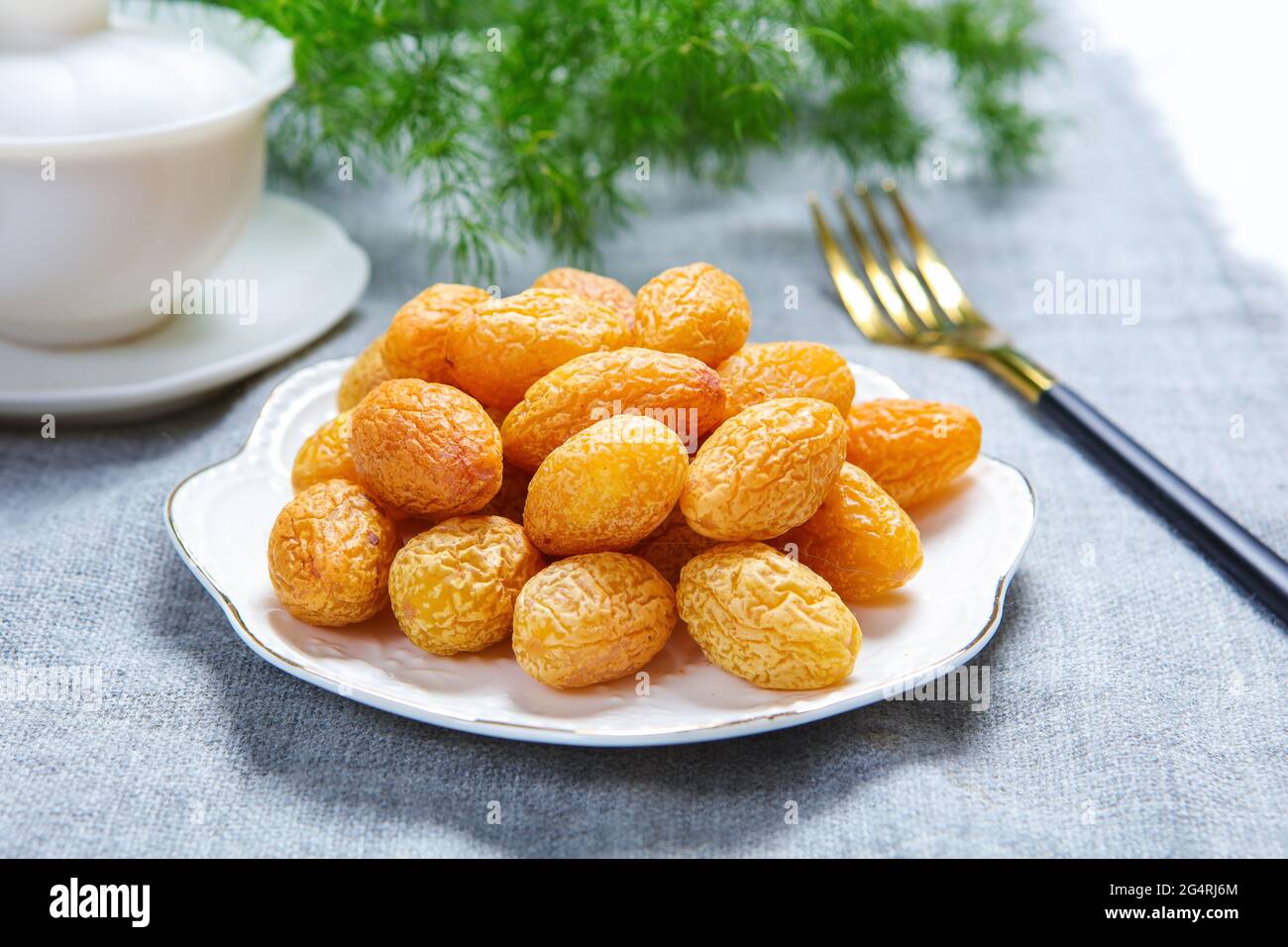 Chinese olive hi-res stock photography and images - Alamy