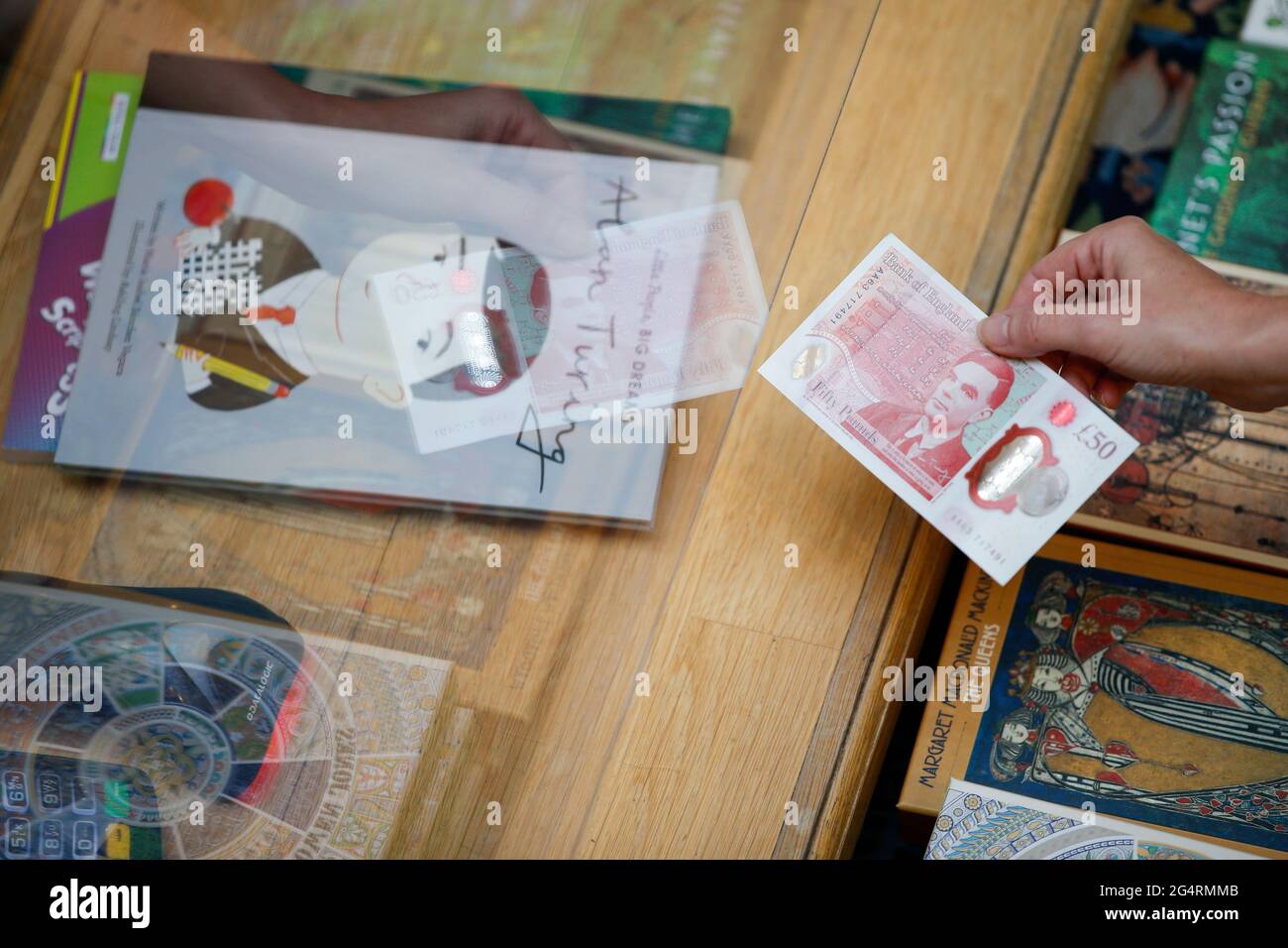 A new 50-pound banknote, featuring the image of World War II code ...