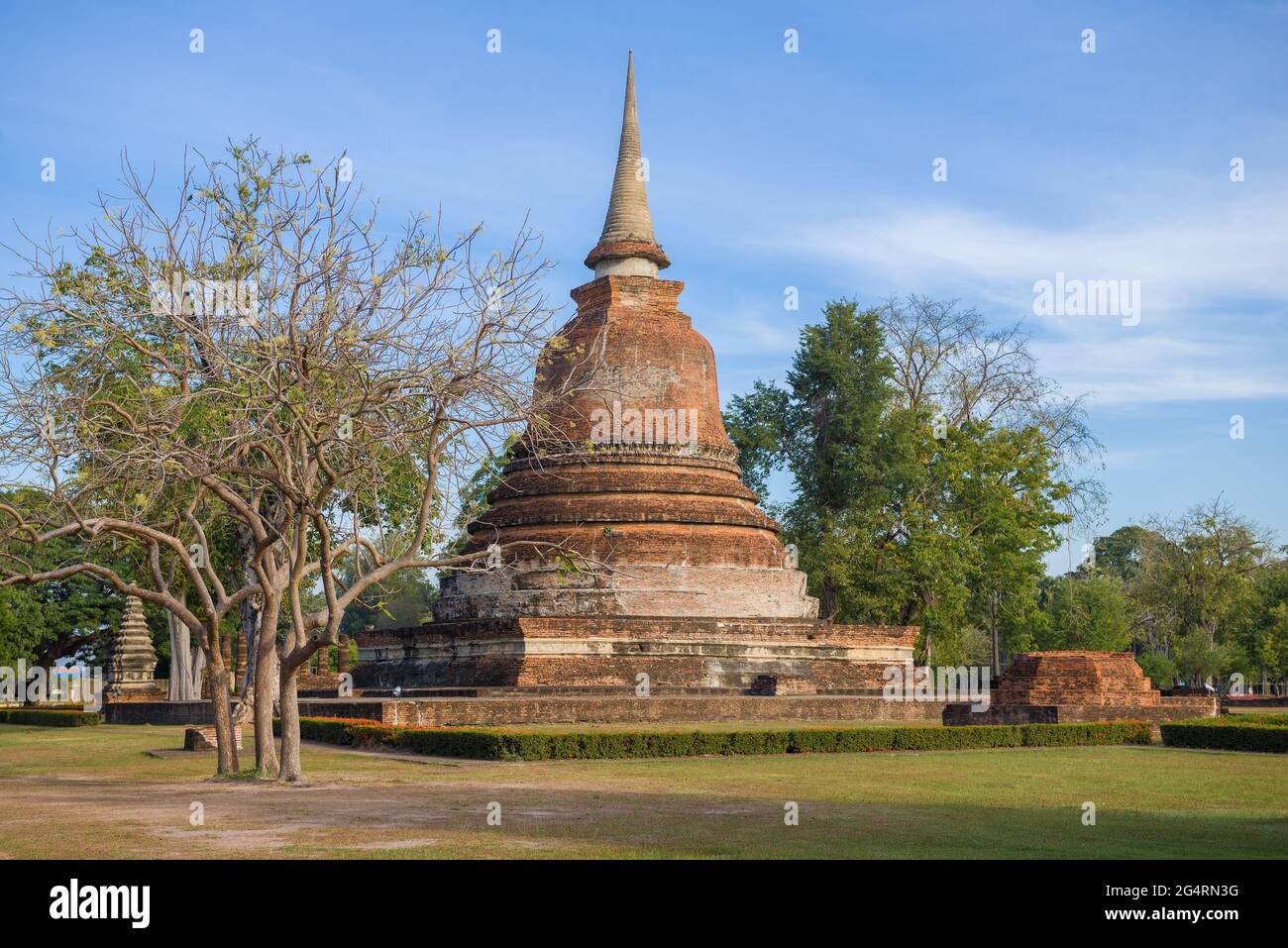 Stupa park hi-res stock photography and images - Alamy
