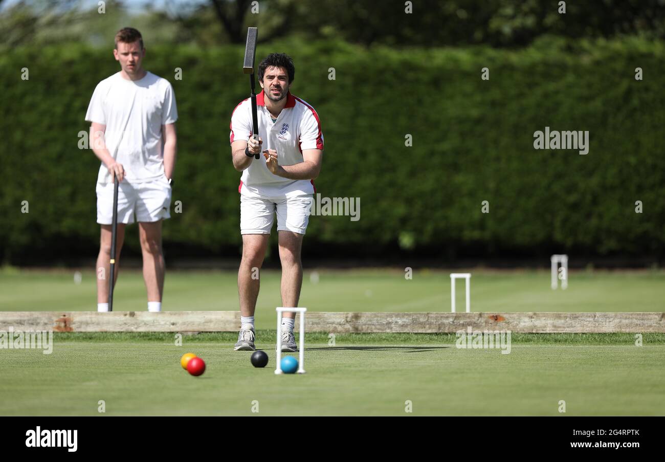Brighton, UK. 23rd June, 2021. Competitors take part in the Golf ...