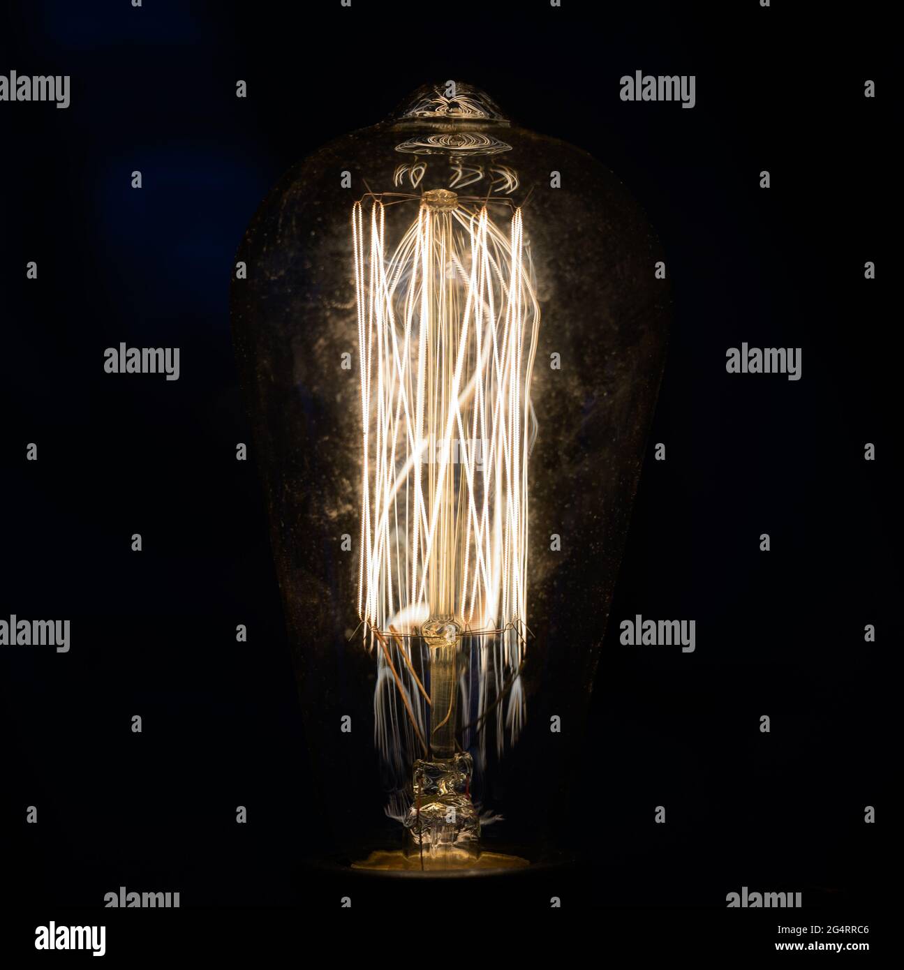 Incandescent filaments hi-res stock photography and images - Alamy