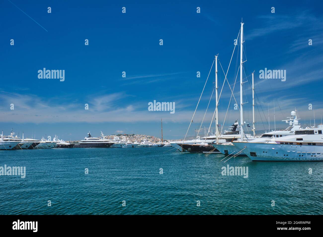 Yachts and boats in port of Athens. Athens, Greece Stock Photo - Alamy