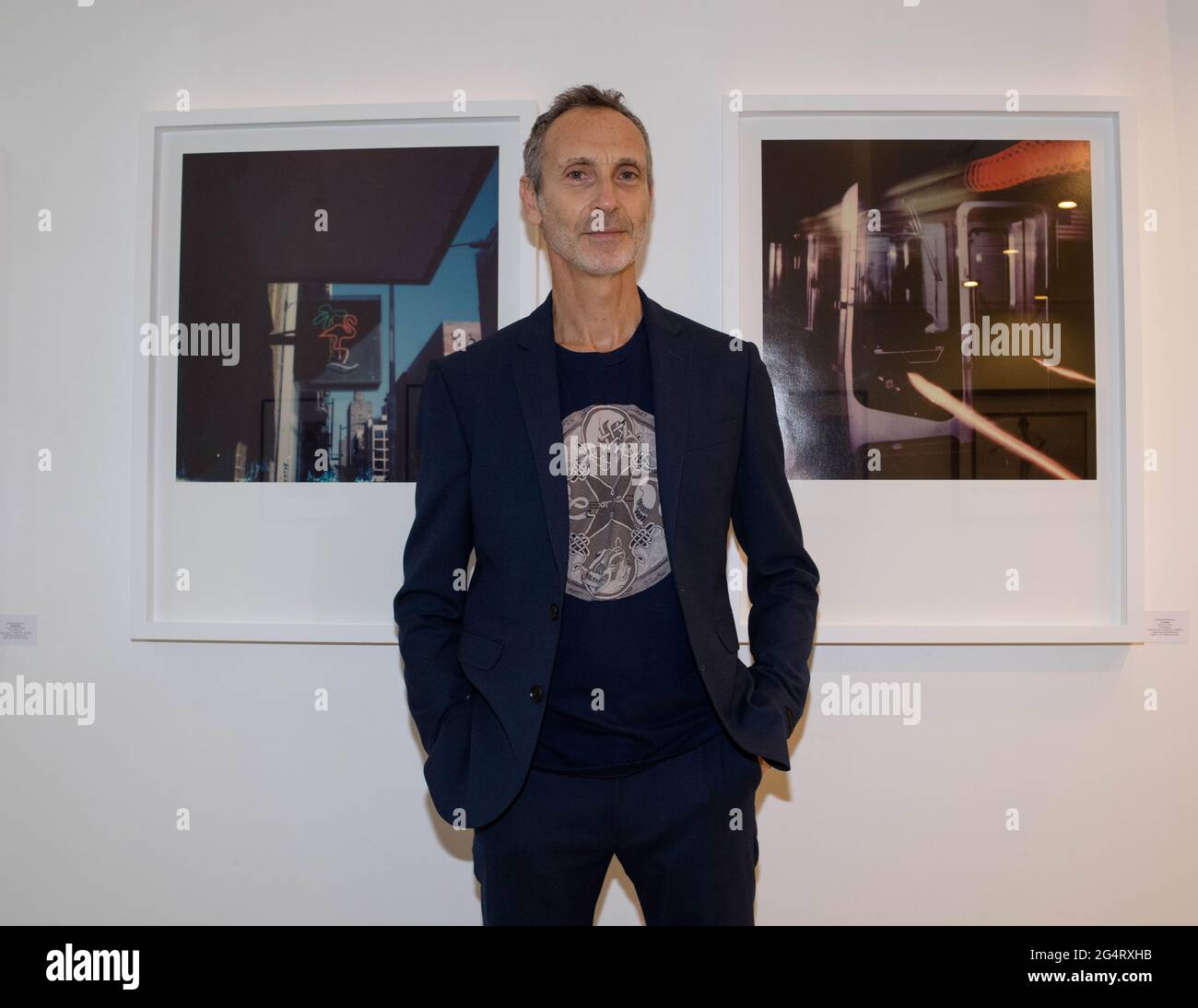 Yannick laurent acteur arcelin theophile peintre et dessinateur hi-res ...