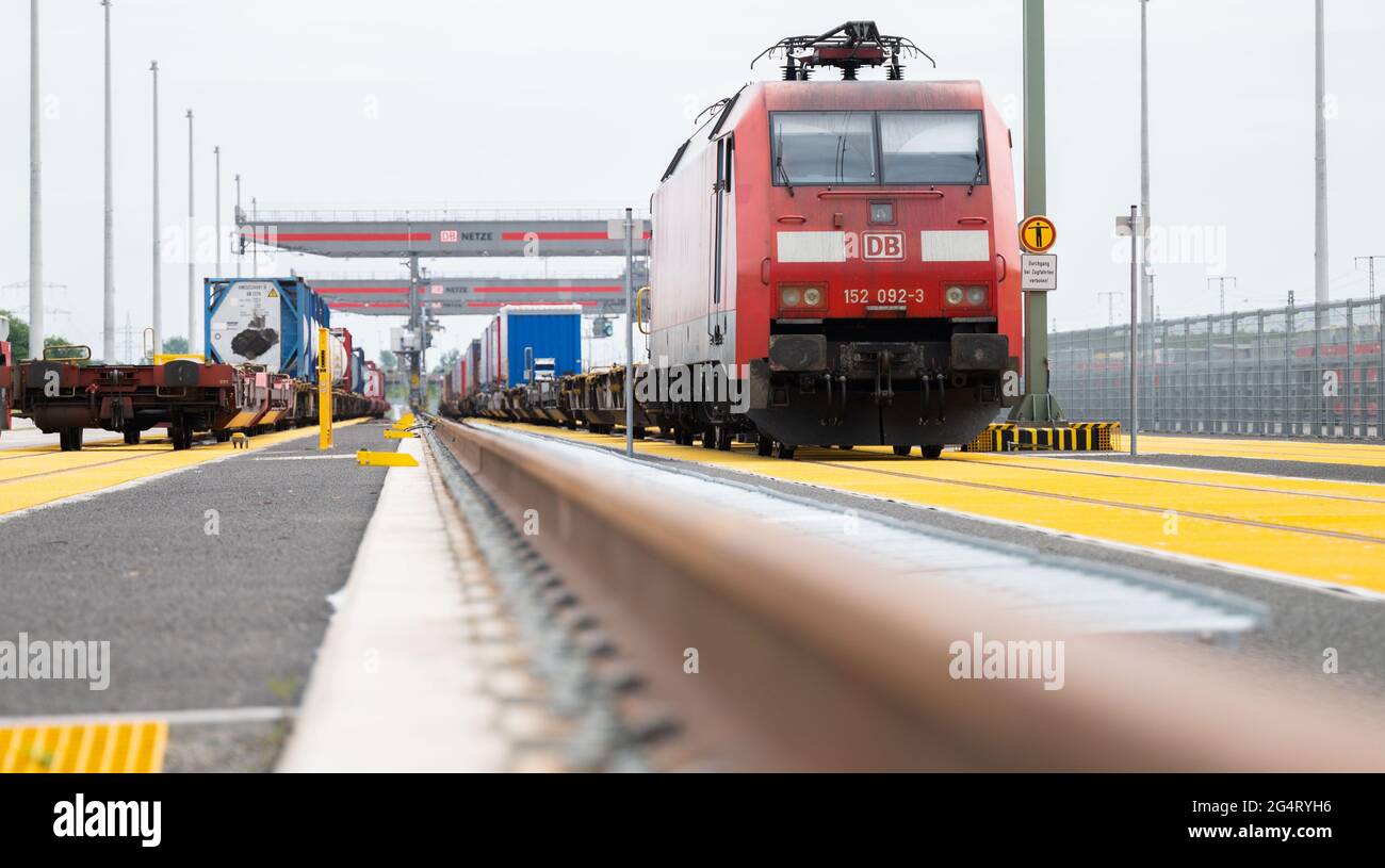 Lehrte, Germany. 23rd June, 2021. A locomotive stands at the MegaHub ...