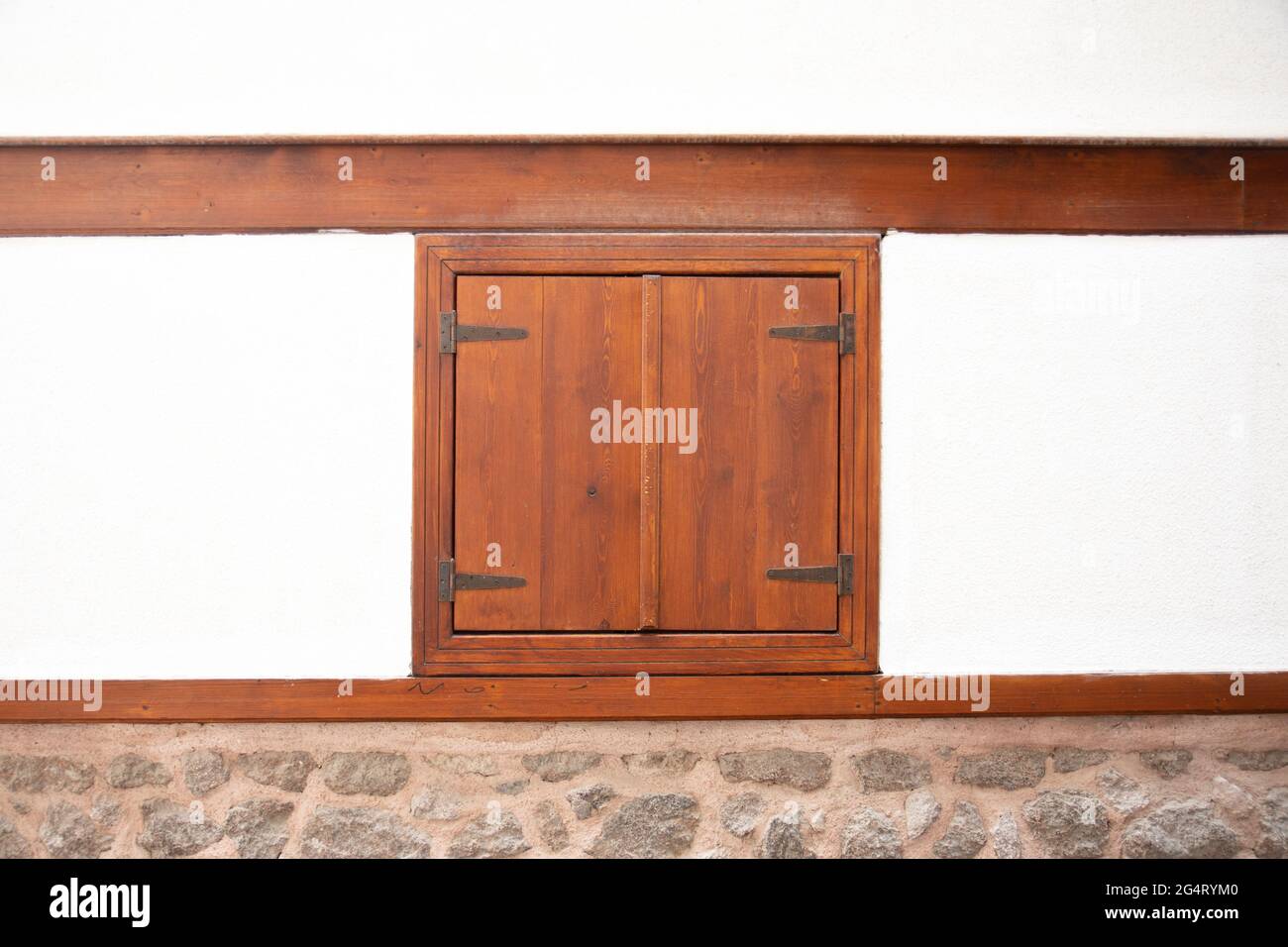 wooden window of traditional ankara house in ankara castle Stock Photo ...