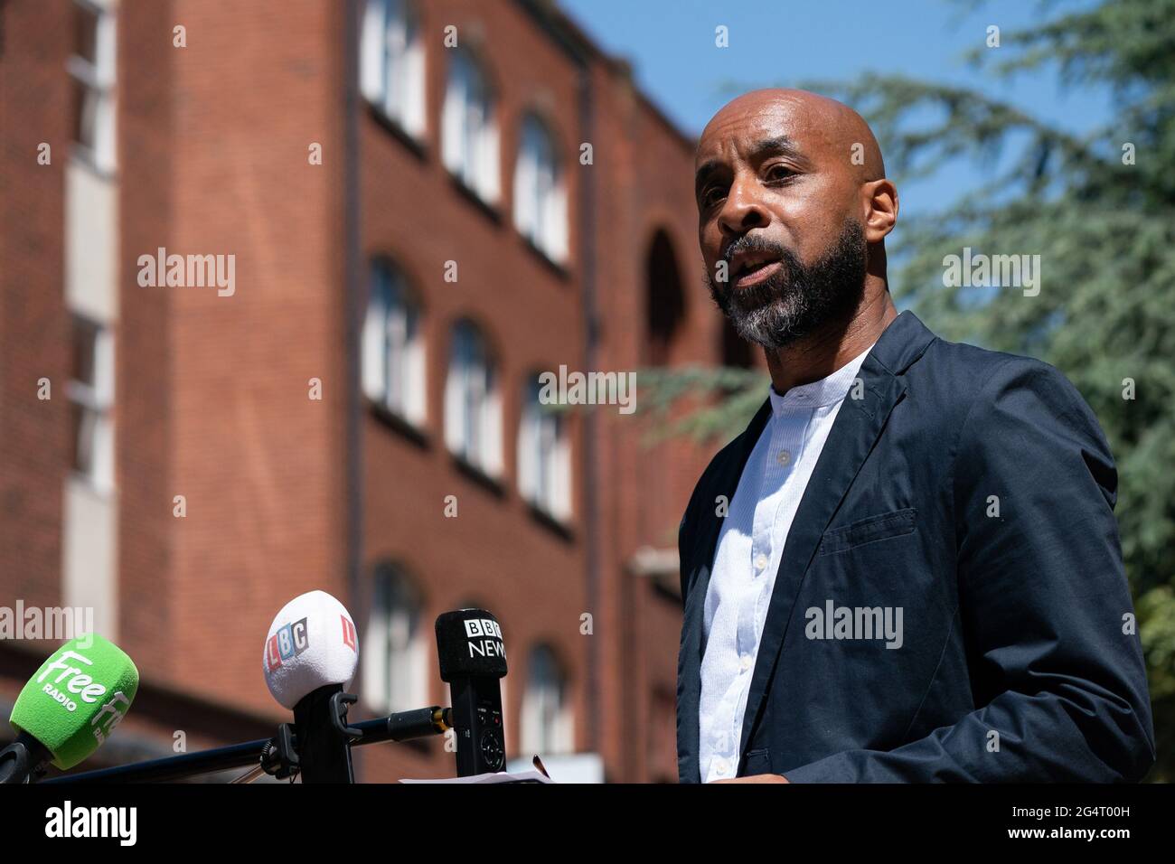 Cleared murder but found guilty manslaughter hi-res stock photography ...