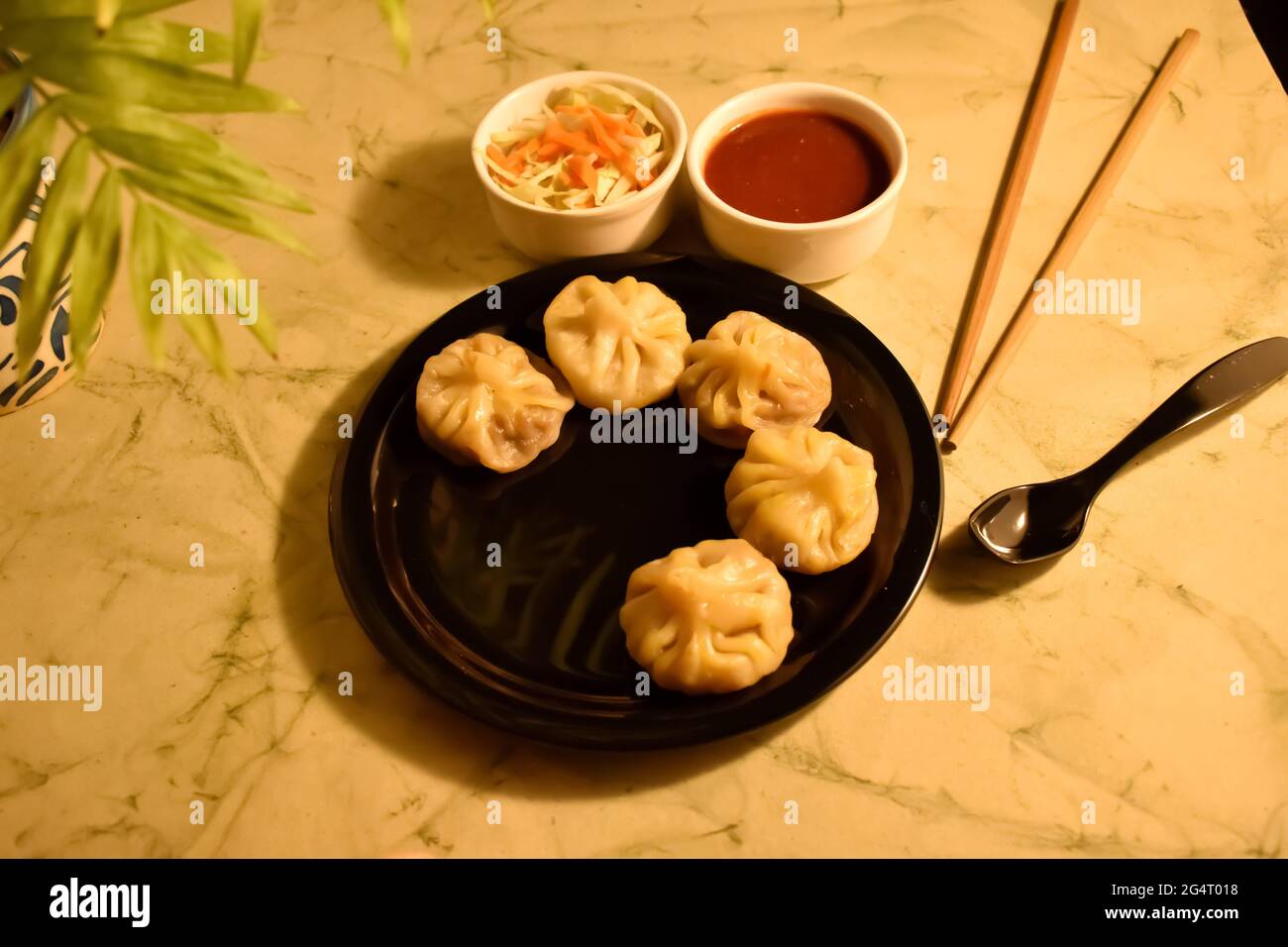 A plate of momos hi-res stock photography and images - Alamy