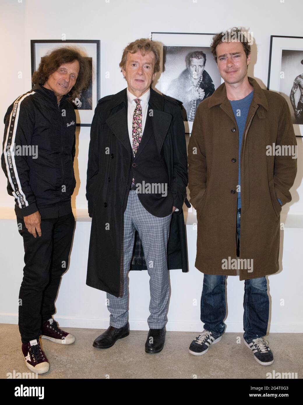 Yannick laurent acteur arcelin theophile peintre et dessinateur hi-res ...
