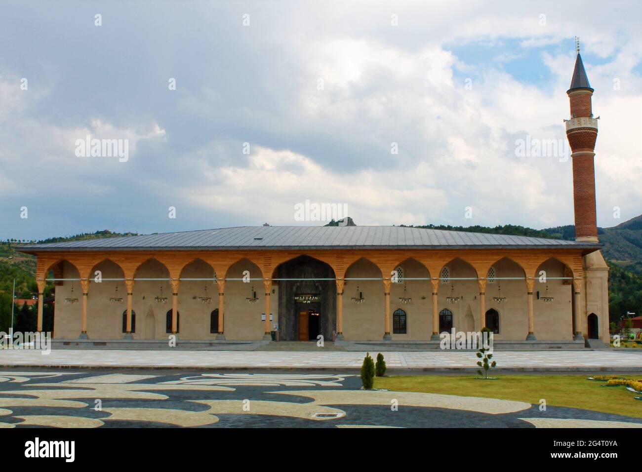 Mosque garden hi-res stock photography and images - Alamy