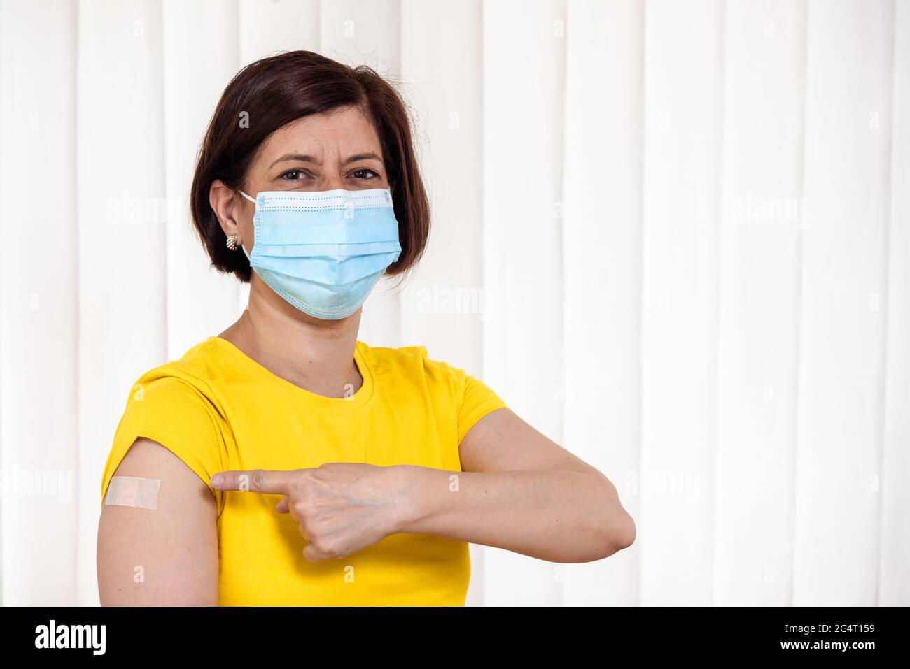 Injection arm mask hi-res stock photography and images - Alamy