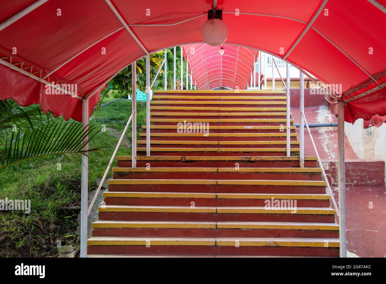 Hanabanilla hotel hi-res stock photography and images - Alamy