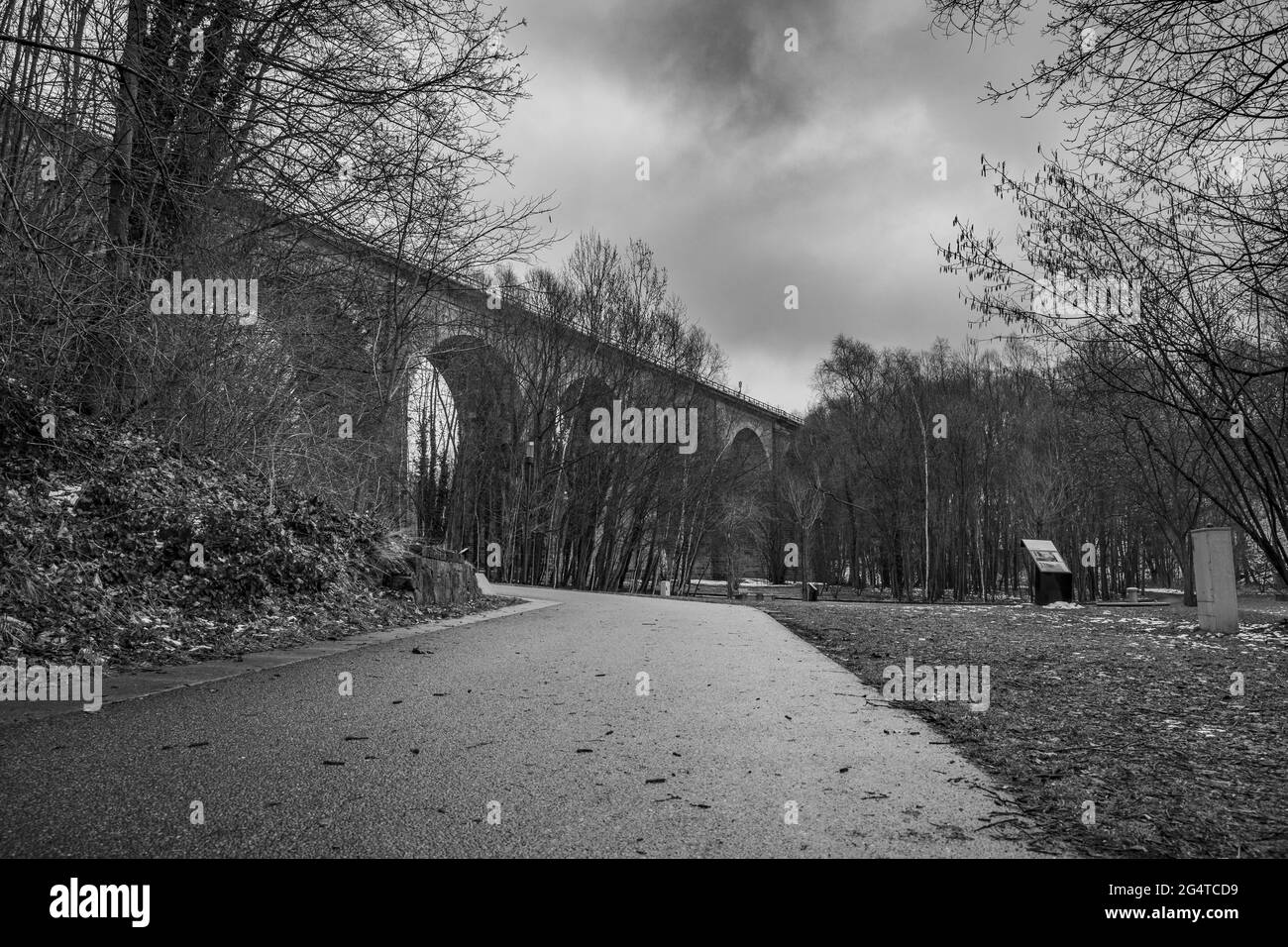 Lobau highway hi-res stock photography and images - Alamy
