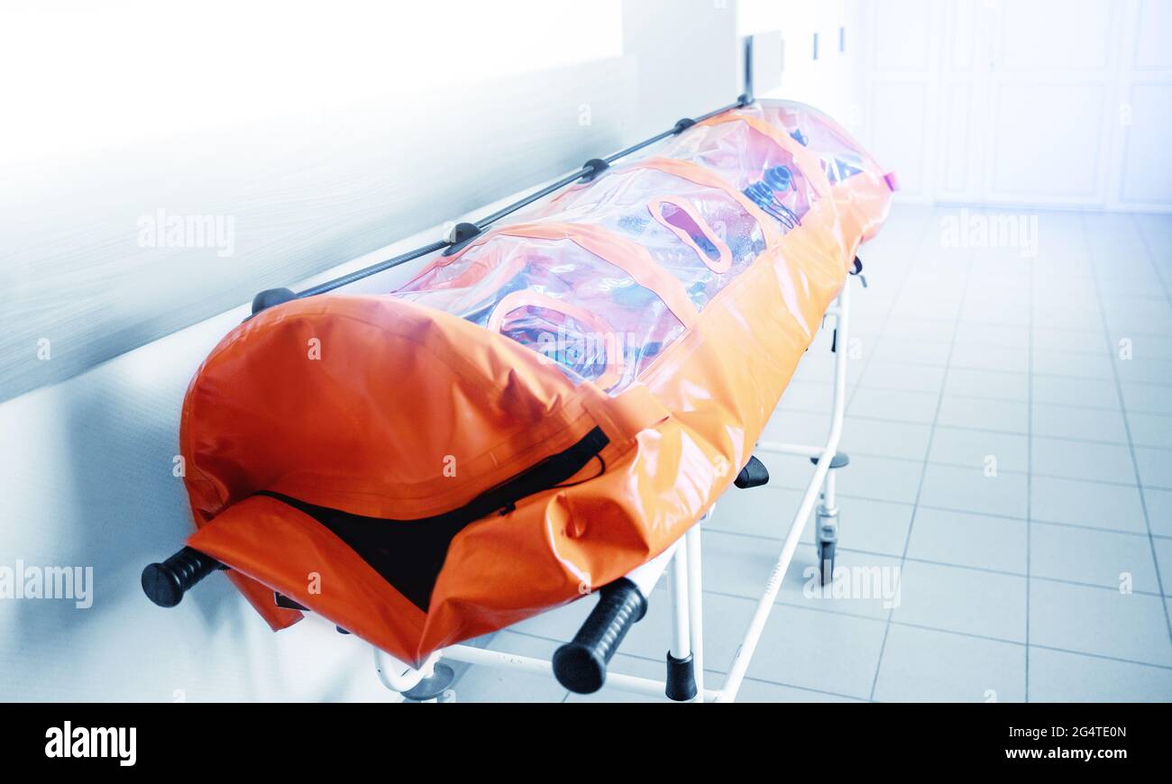 Medical Isolation capsule for transporting people sick person infected ...