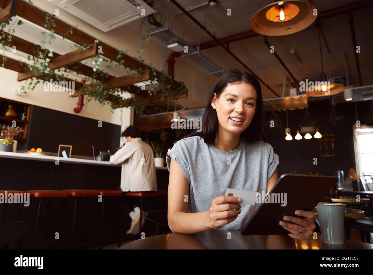 Transaction using hi-res stock photography and images - Alamy