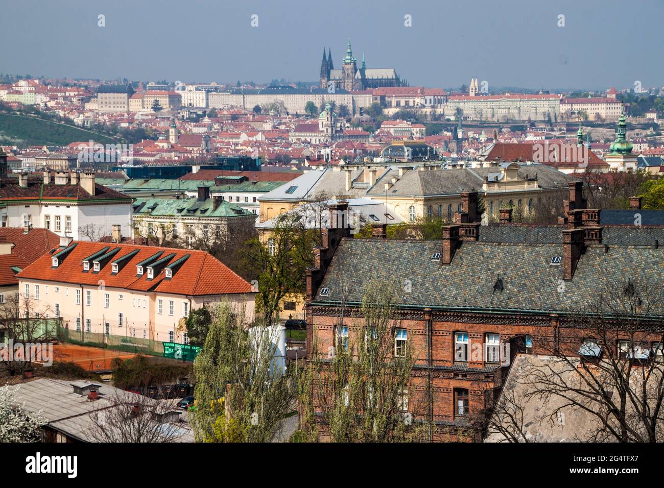 Prague castle symbol czech hi-res stock photography and images - Alamy