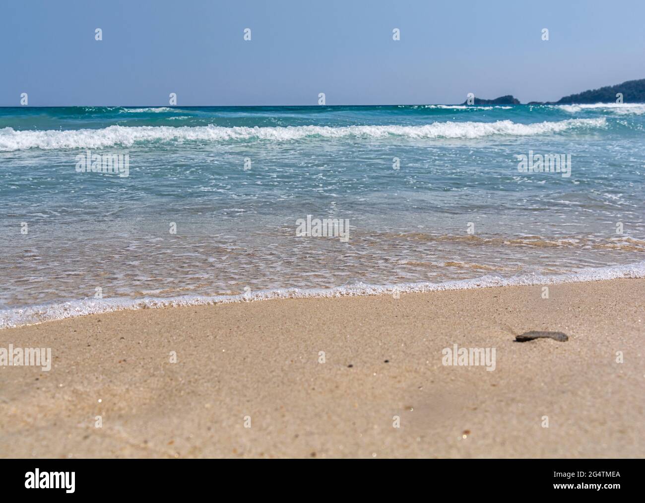 Splash beach sea wave powerful fresh landscape Stock Photo - Alamy
