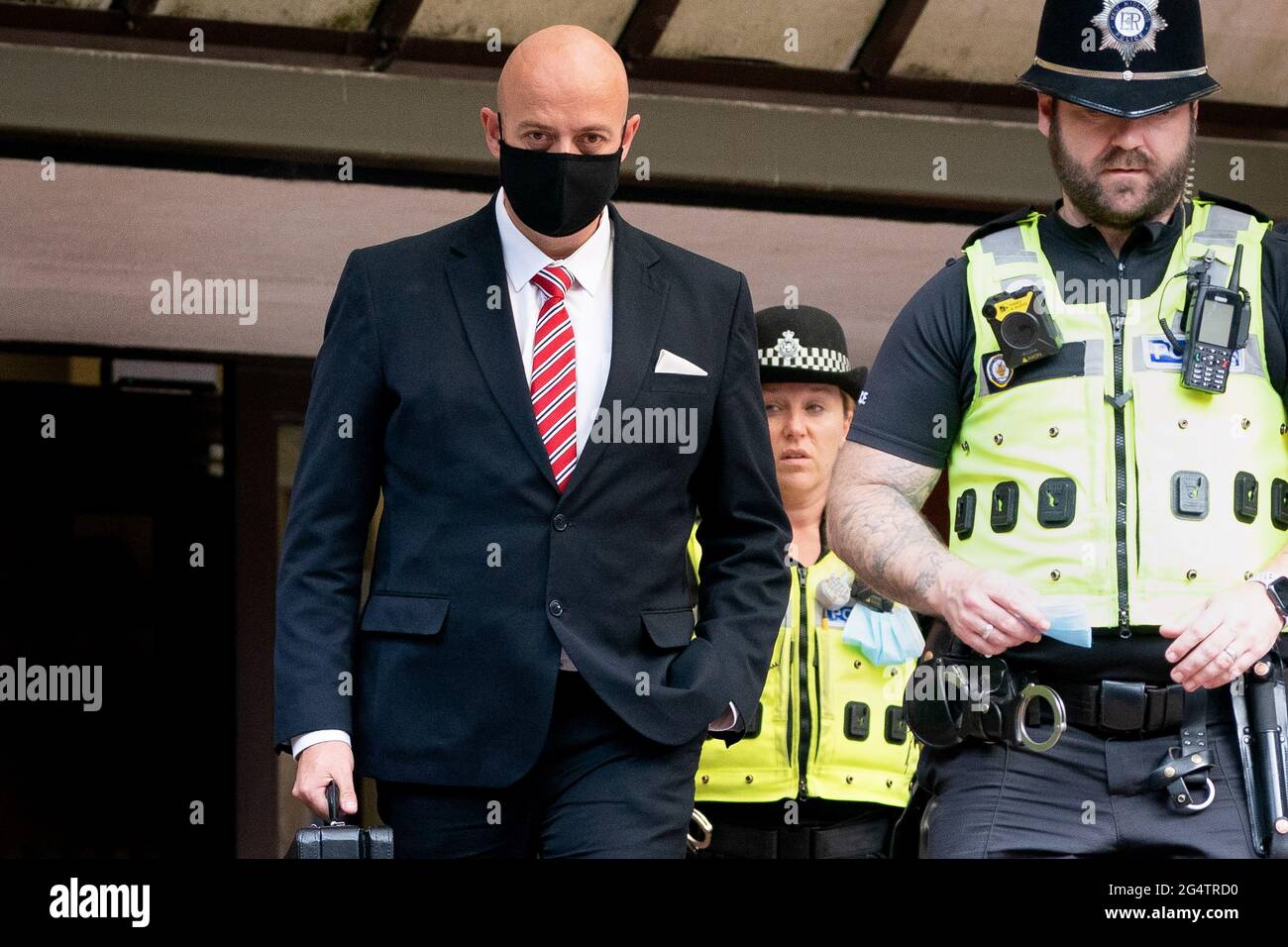 Cleared murder but found guilty manslaughter hi-res stock photography ...