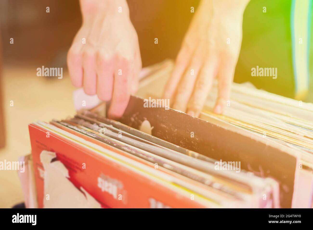 person pick vinyl record crate digging collection Stock Photo - Alamy