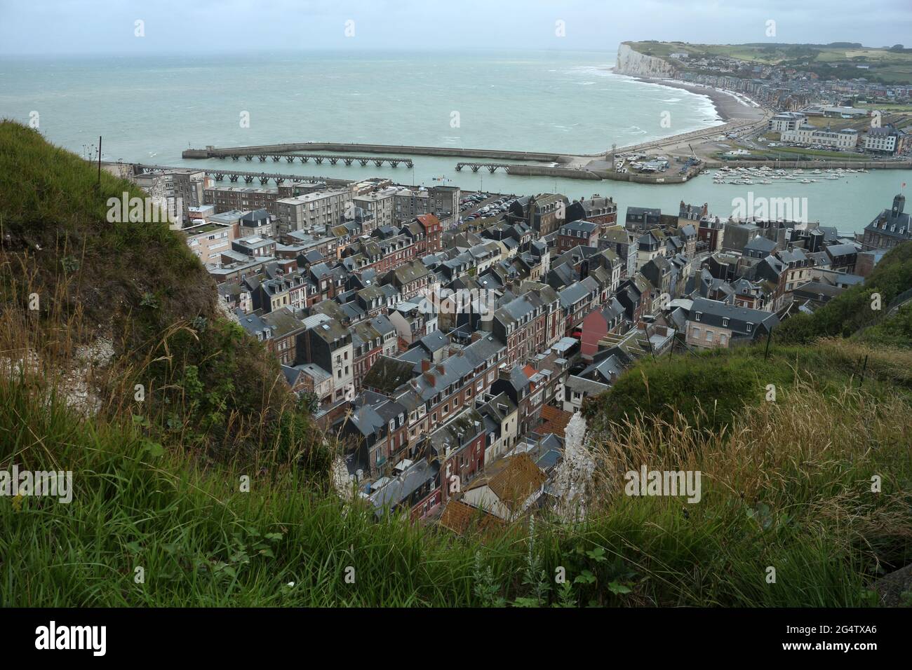 Le treport harbour hi-res stock photography and images - Alamy