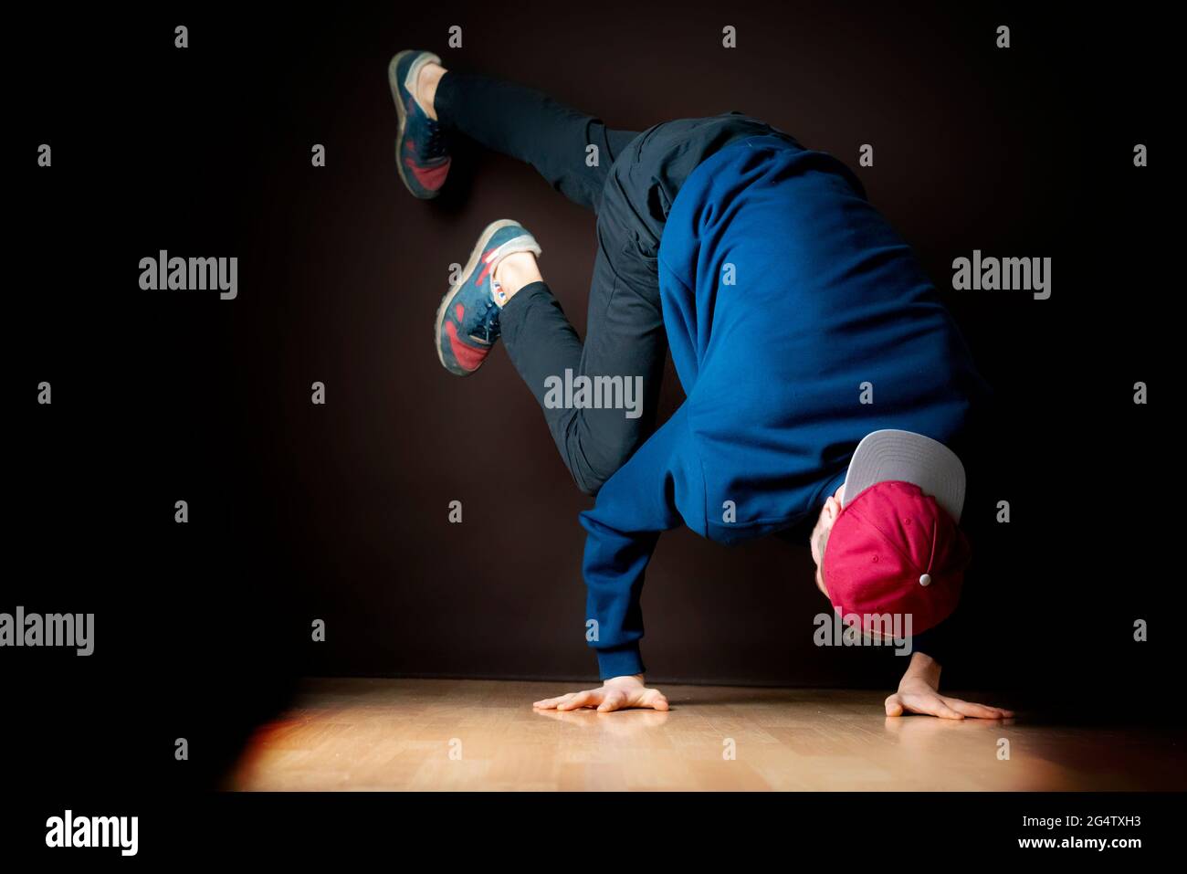 Pike Freeze Bboy