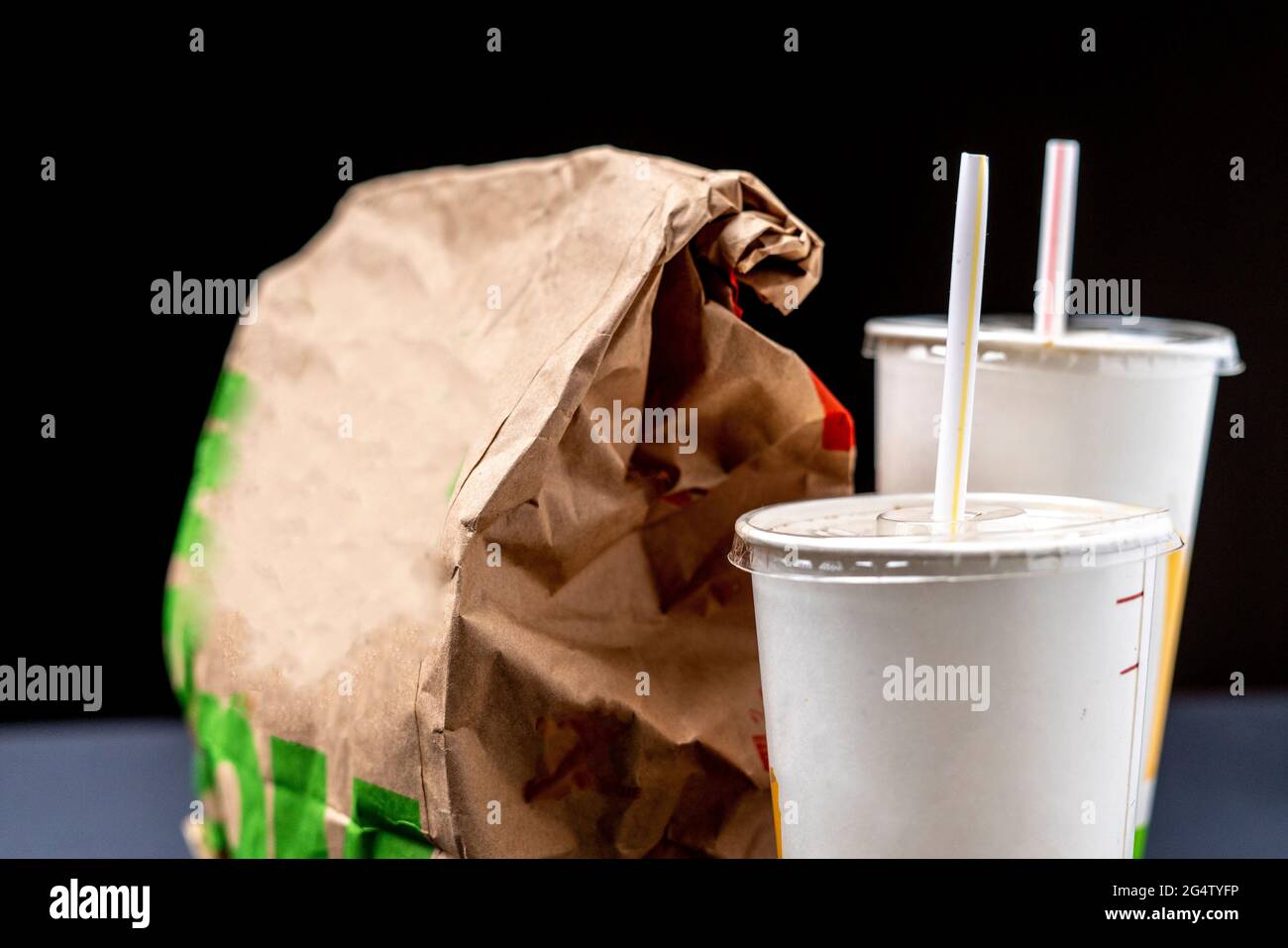 Burger box mockup with burger hi-res stock photography and images - Alamy