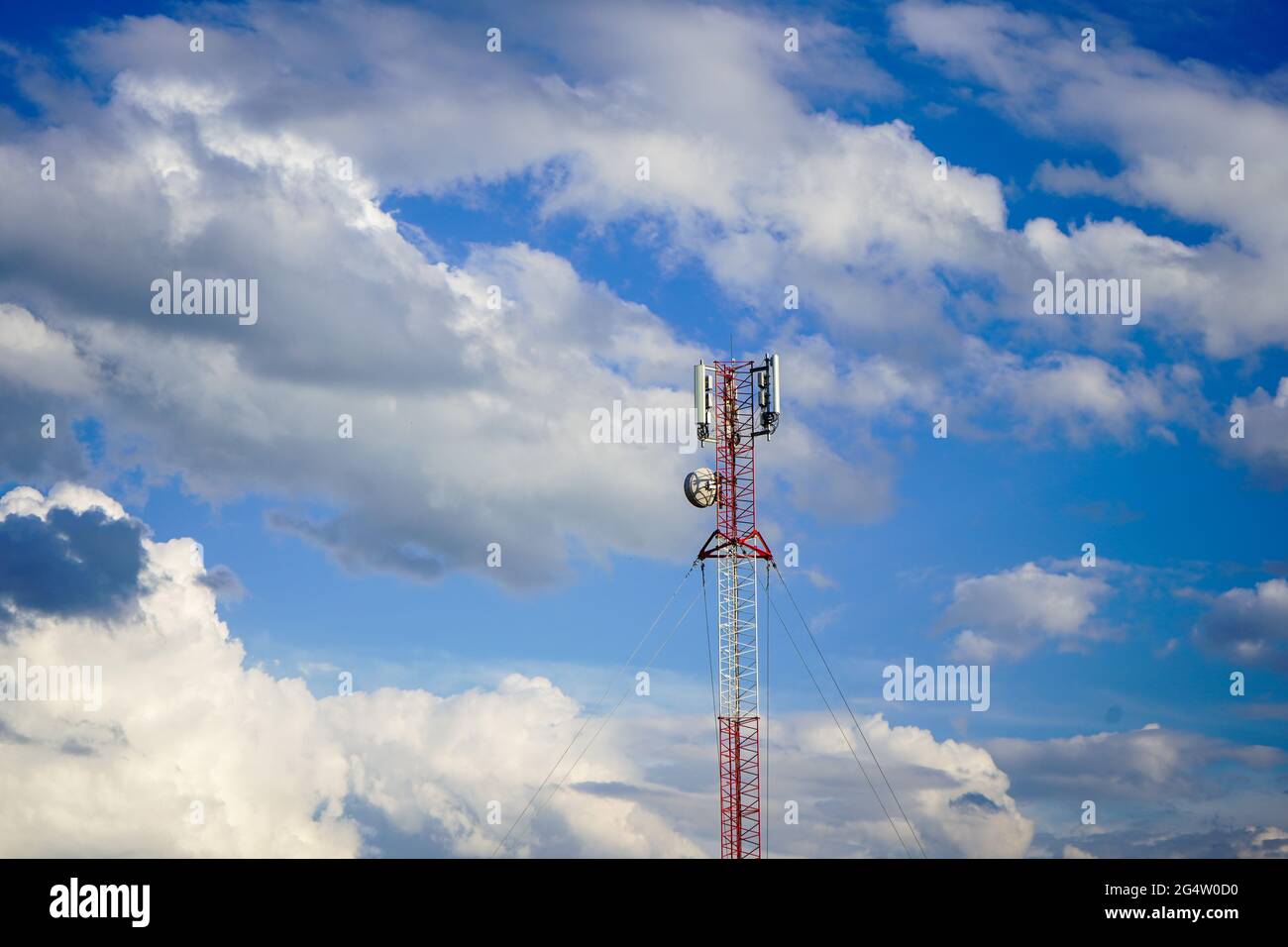 Cell Tower Light High Resolution Stock Photography and Images - Alamy