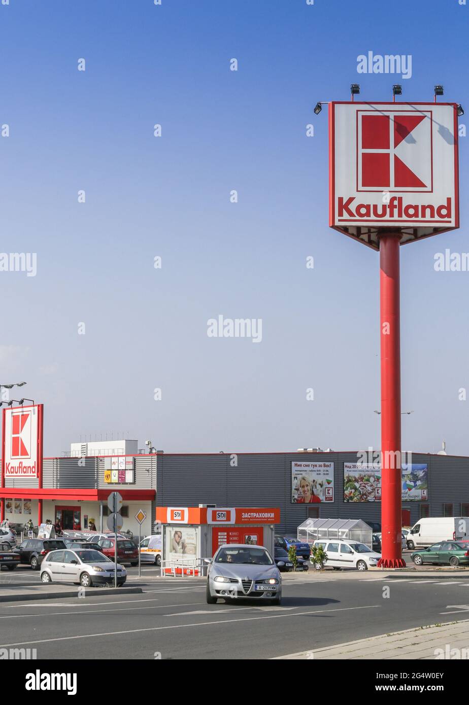 Kaufland supermarket germany hi-res stock photography and images - Alamy