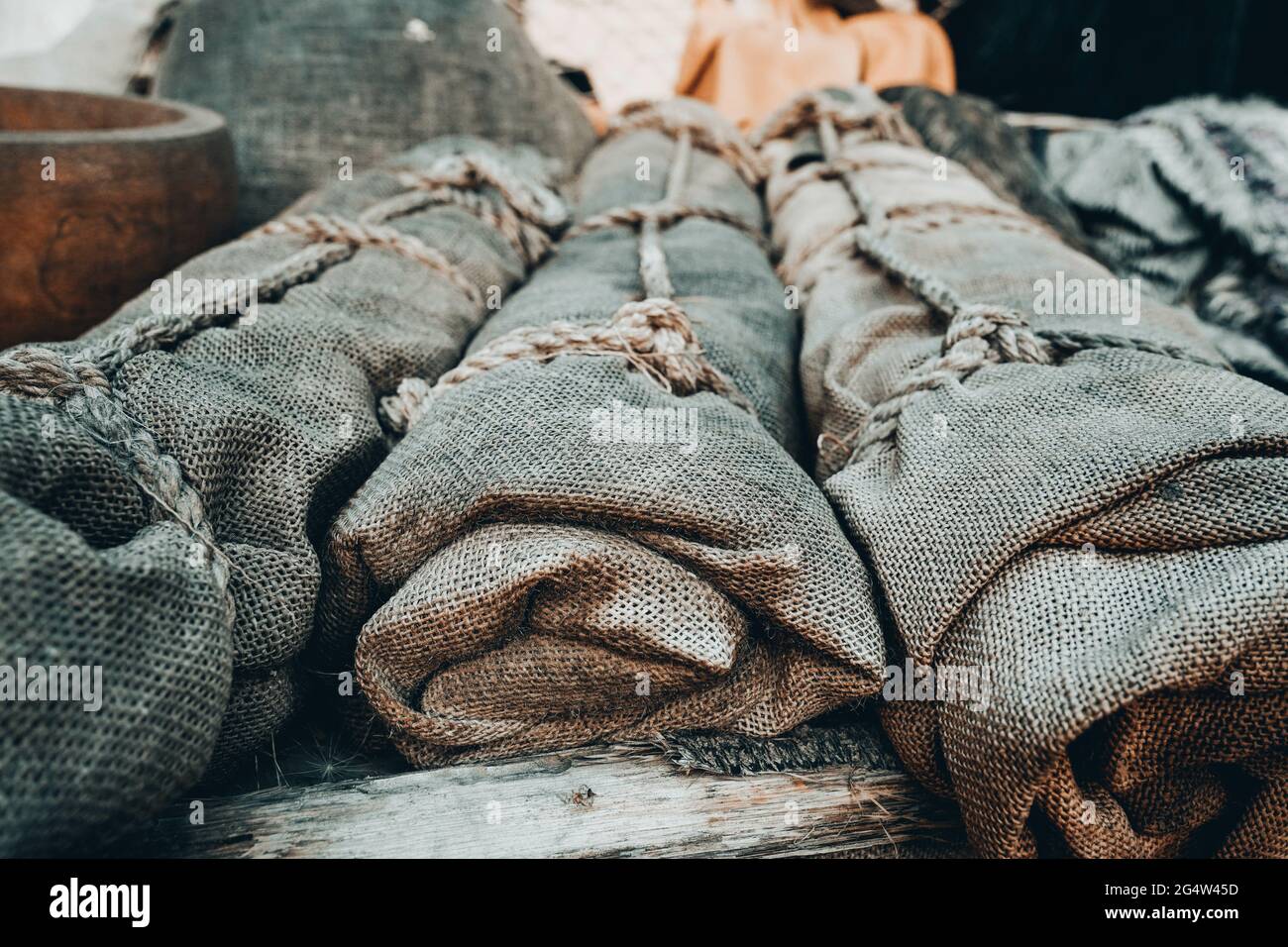 Medieval fabrics hi-res stock photography and images - Alamy