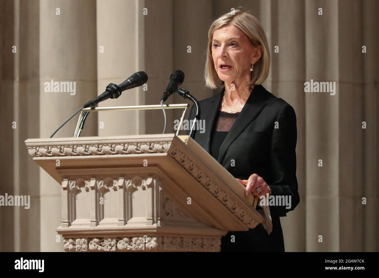 Washington, USA. 23rd June, 2021. Rita Meyer speaks during the funeral ...