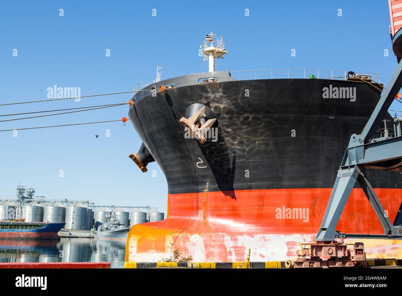 Panamax bulk carrier loaded with wheat. Ship at grain terminal. Port ...