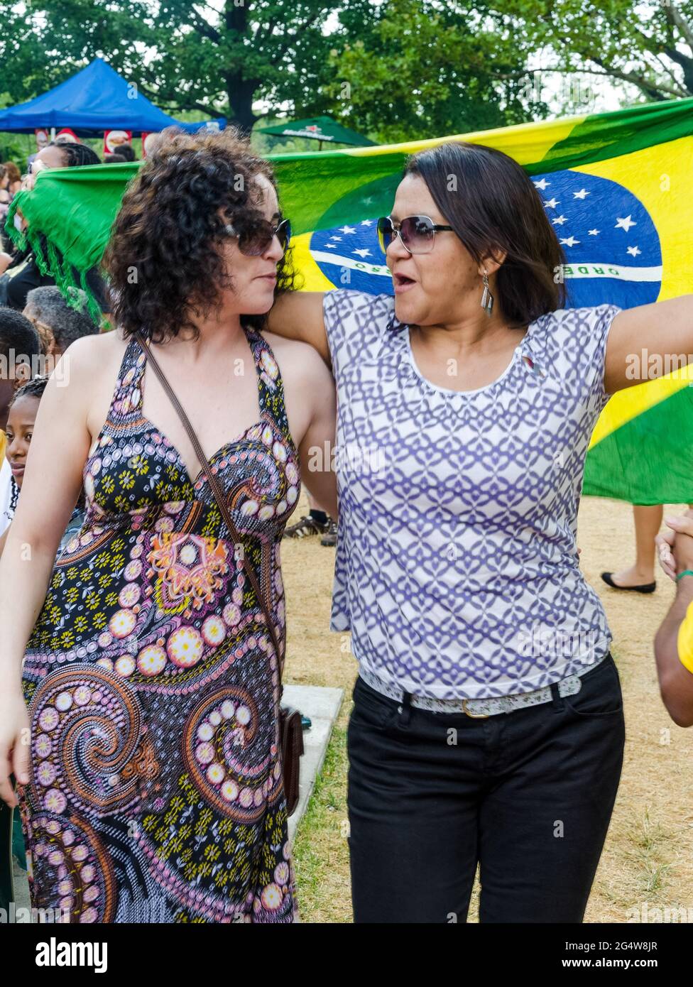 Flag animated hi-res stock photography and images - Alamy