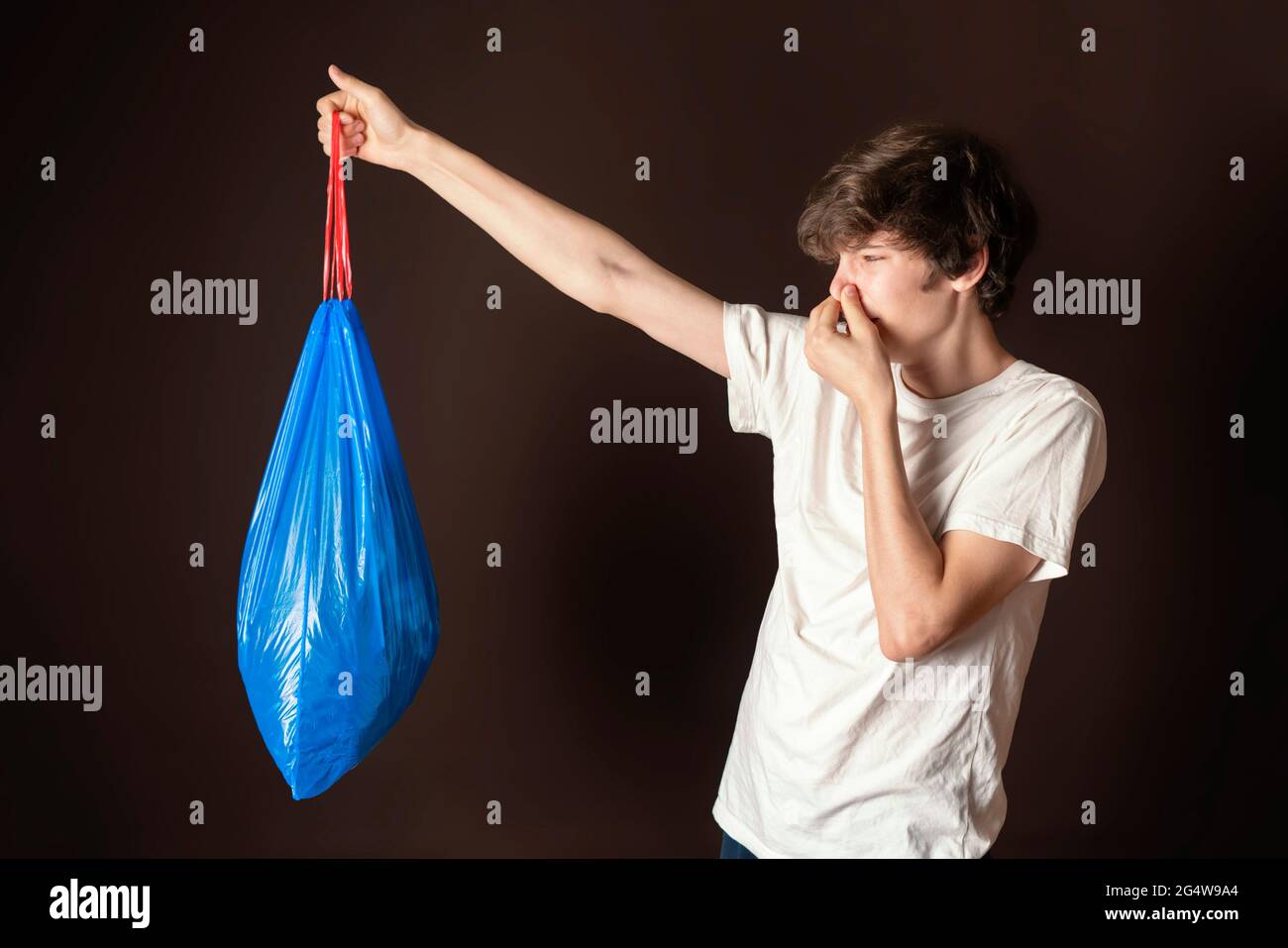 Take out the trash hi-res stock photography and images - Alamy