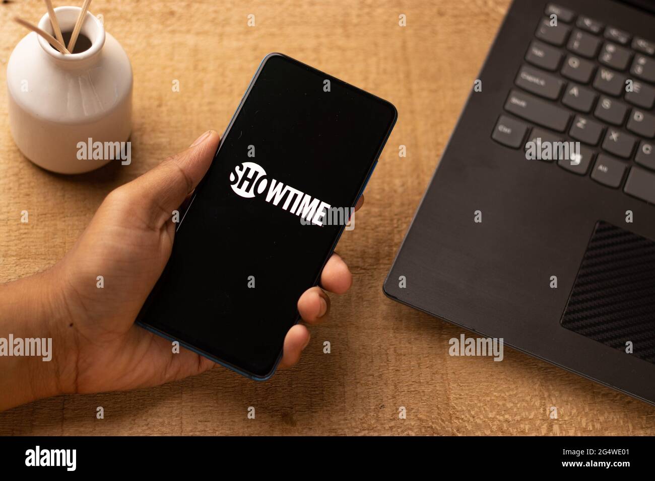 Tv streaming showtime hi-res stock photography and images - Alamy