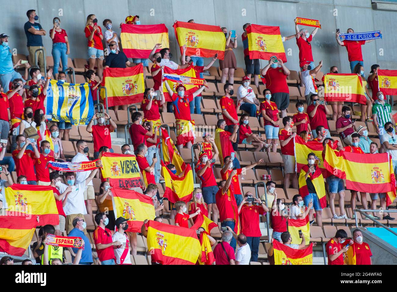 Euro 2020 fans hi-res stock photography and images - Alamy