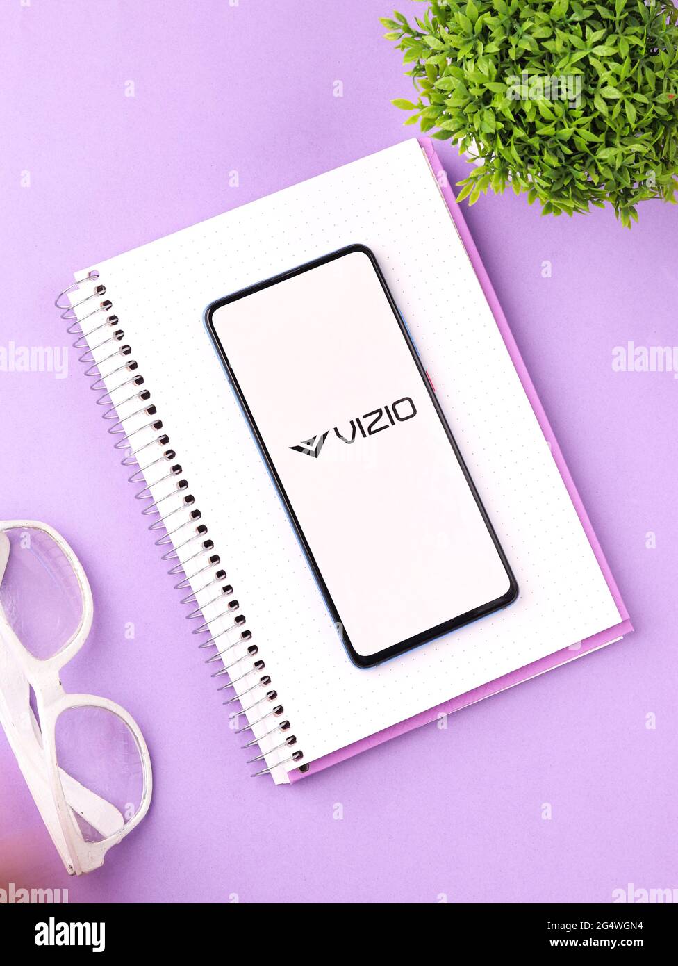 Vizio logo hi-res stock photography and images - Alamy