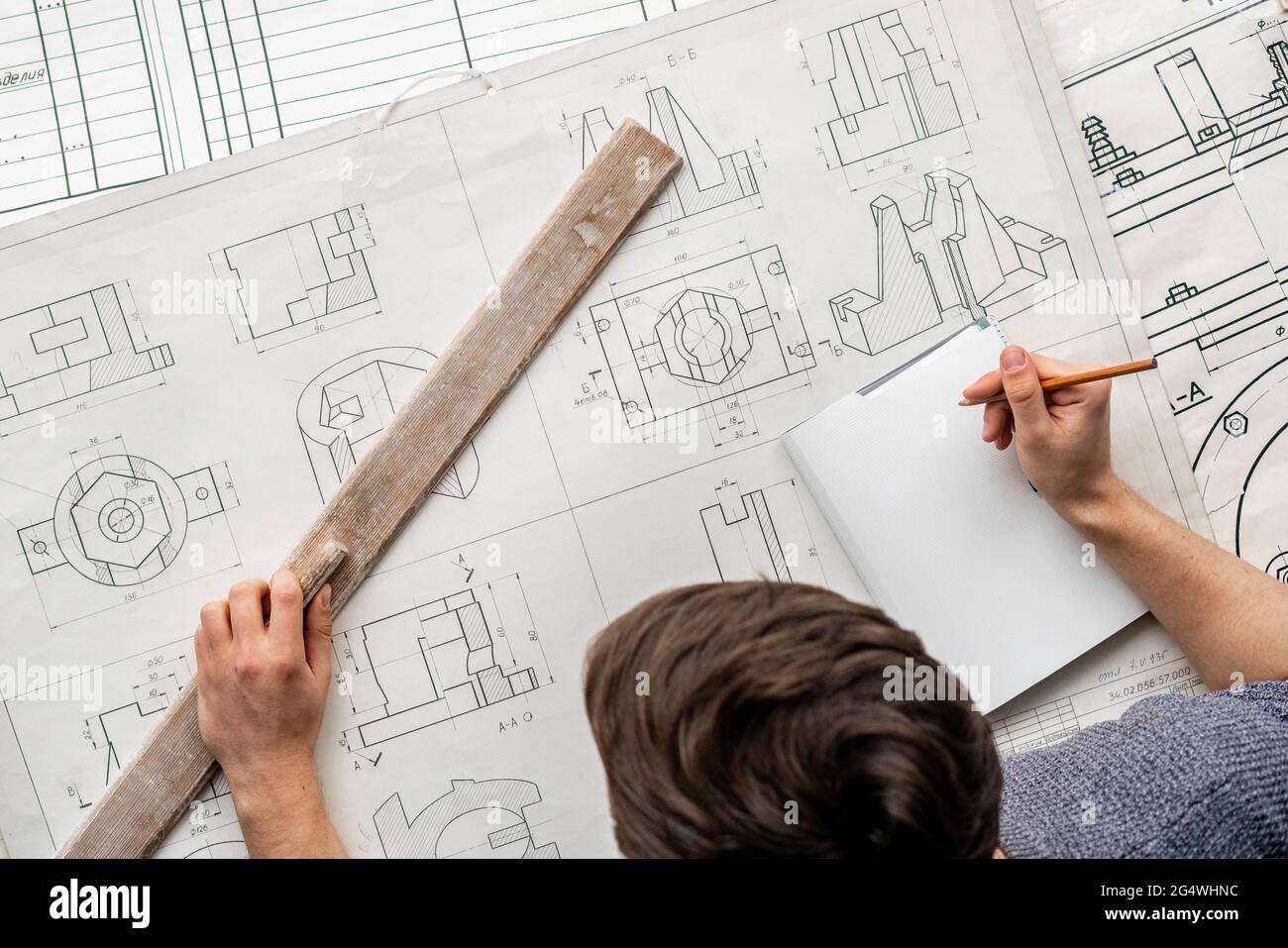 overhead view of graphic designer draw a graph Stock Photo - Alamy