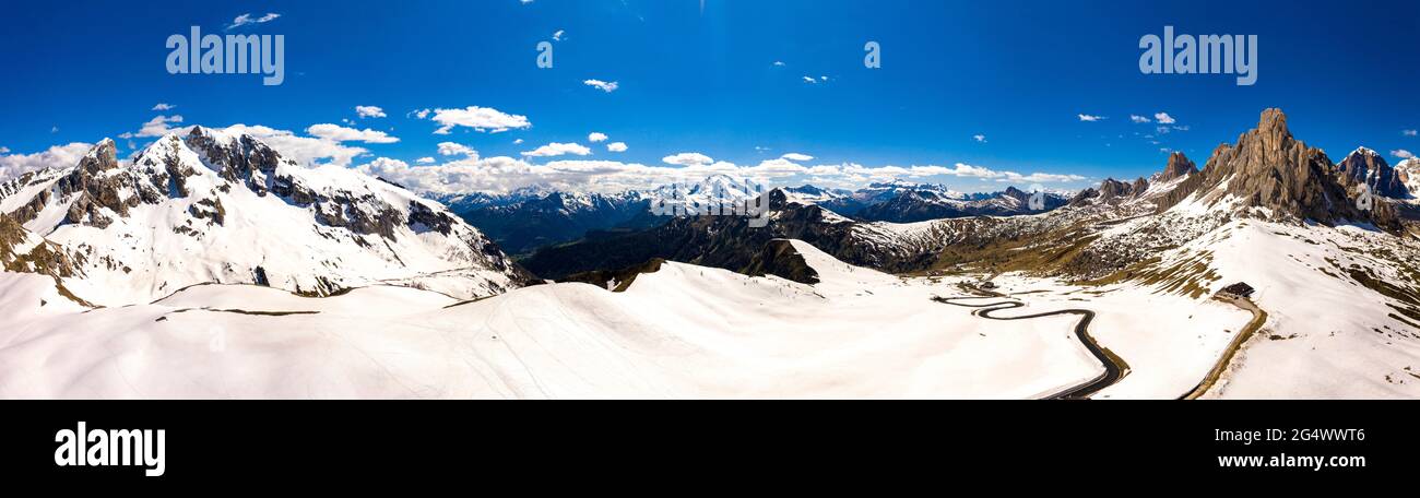 180 degree view hi-res stock photography and images - Alamy