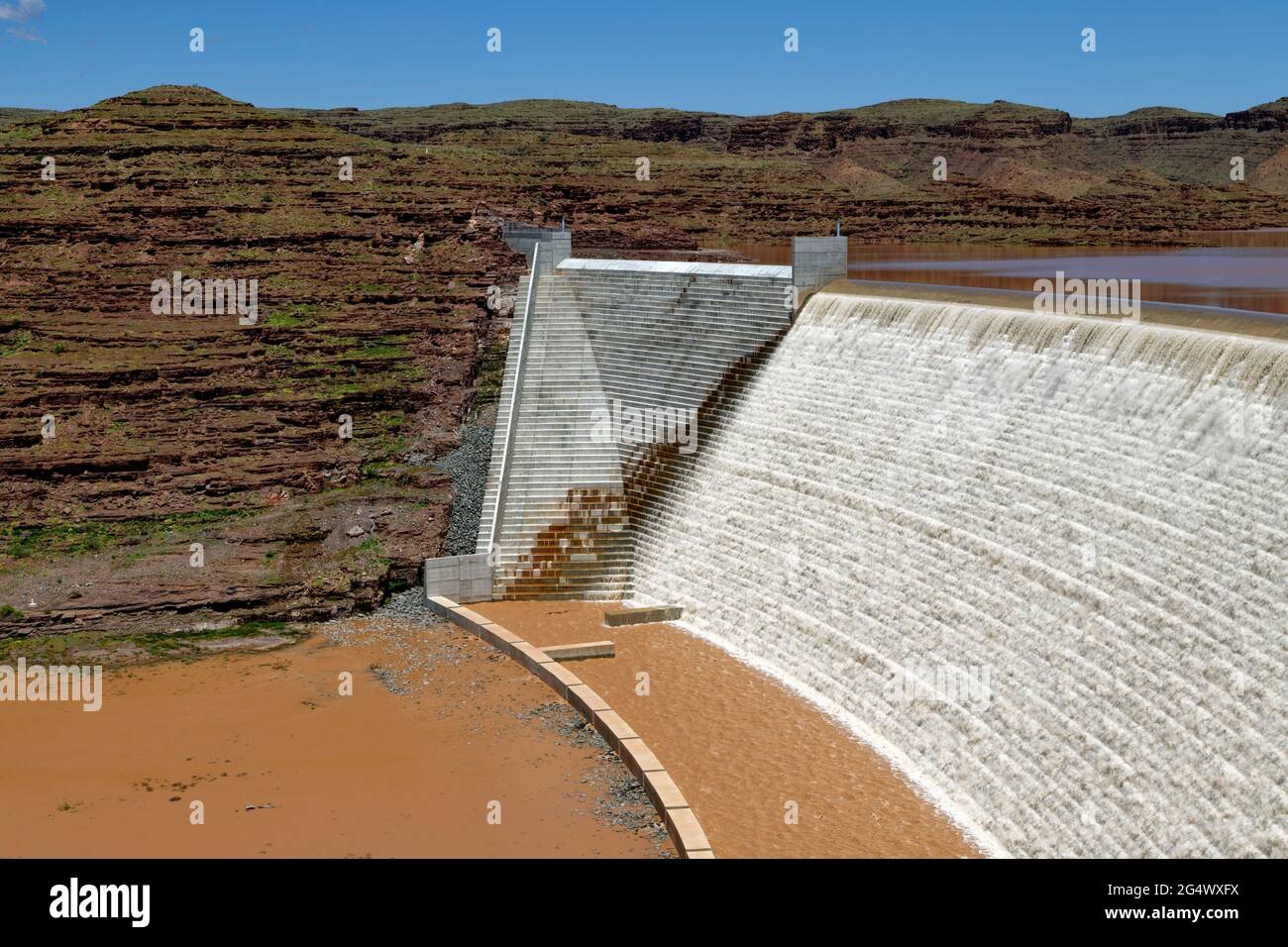 Neckartal-Dam west of Keetmanshoop: Fish River, water running over the ...